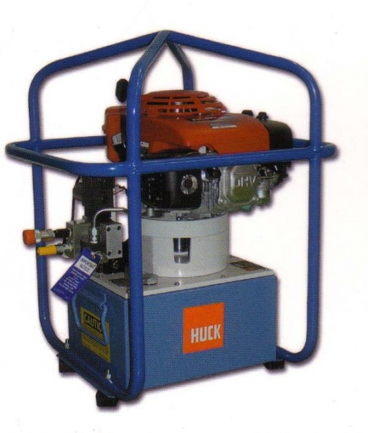 HIRE OF HUCK 913H PETROL POWERIG » ovesco